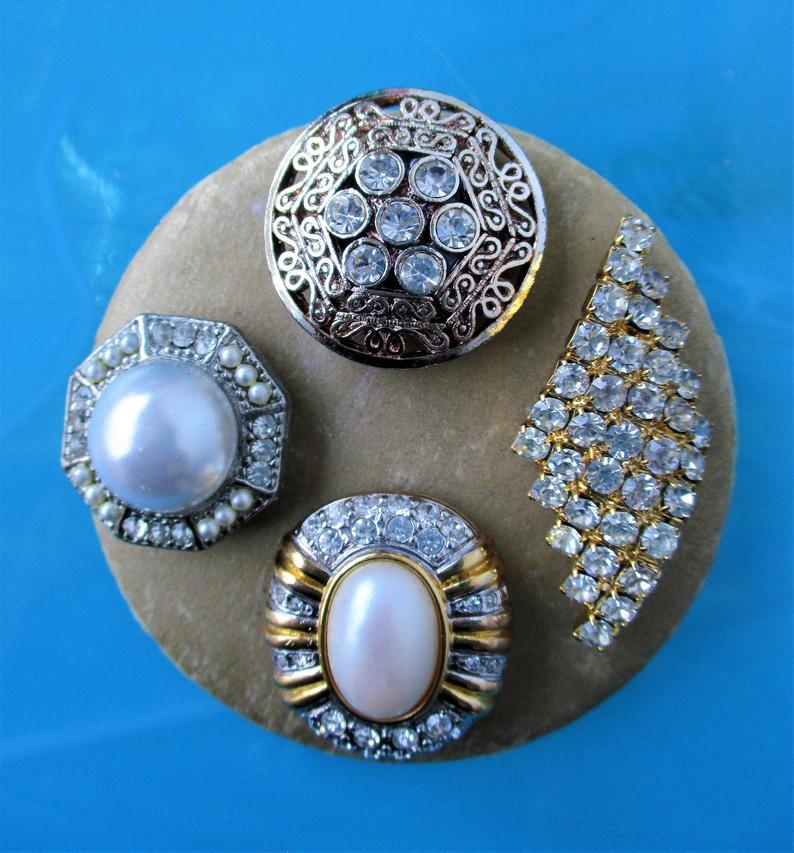 18 Unique Gift Ideas for Vintage Loving Ladies (And a Free Vintage ...